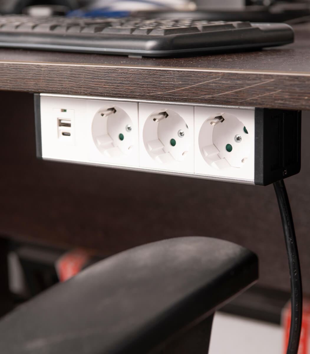 Системы организации рабочих мест EKF C-Line